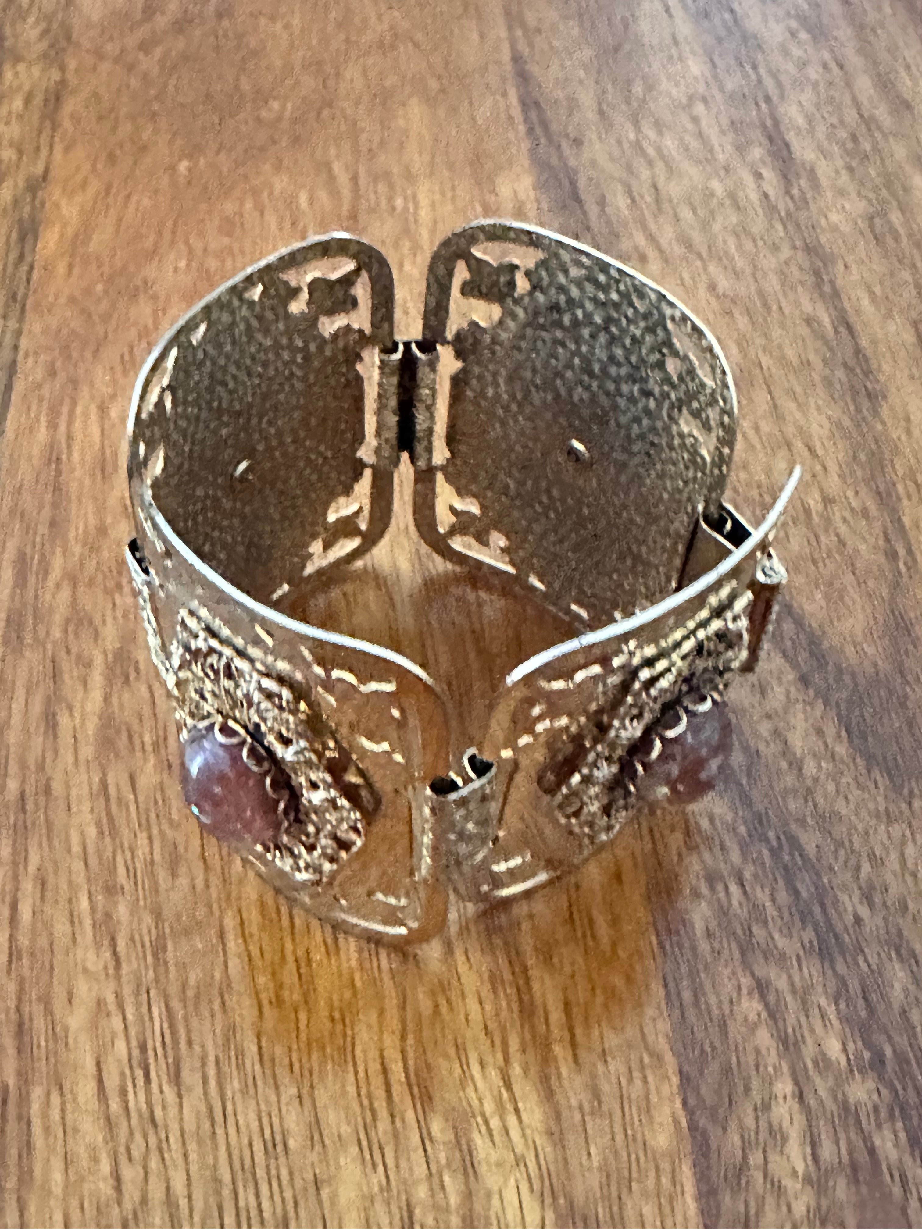 Official Mad Men props, wardrobe and set decoration from the original ...