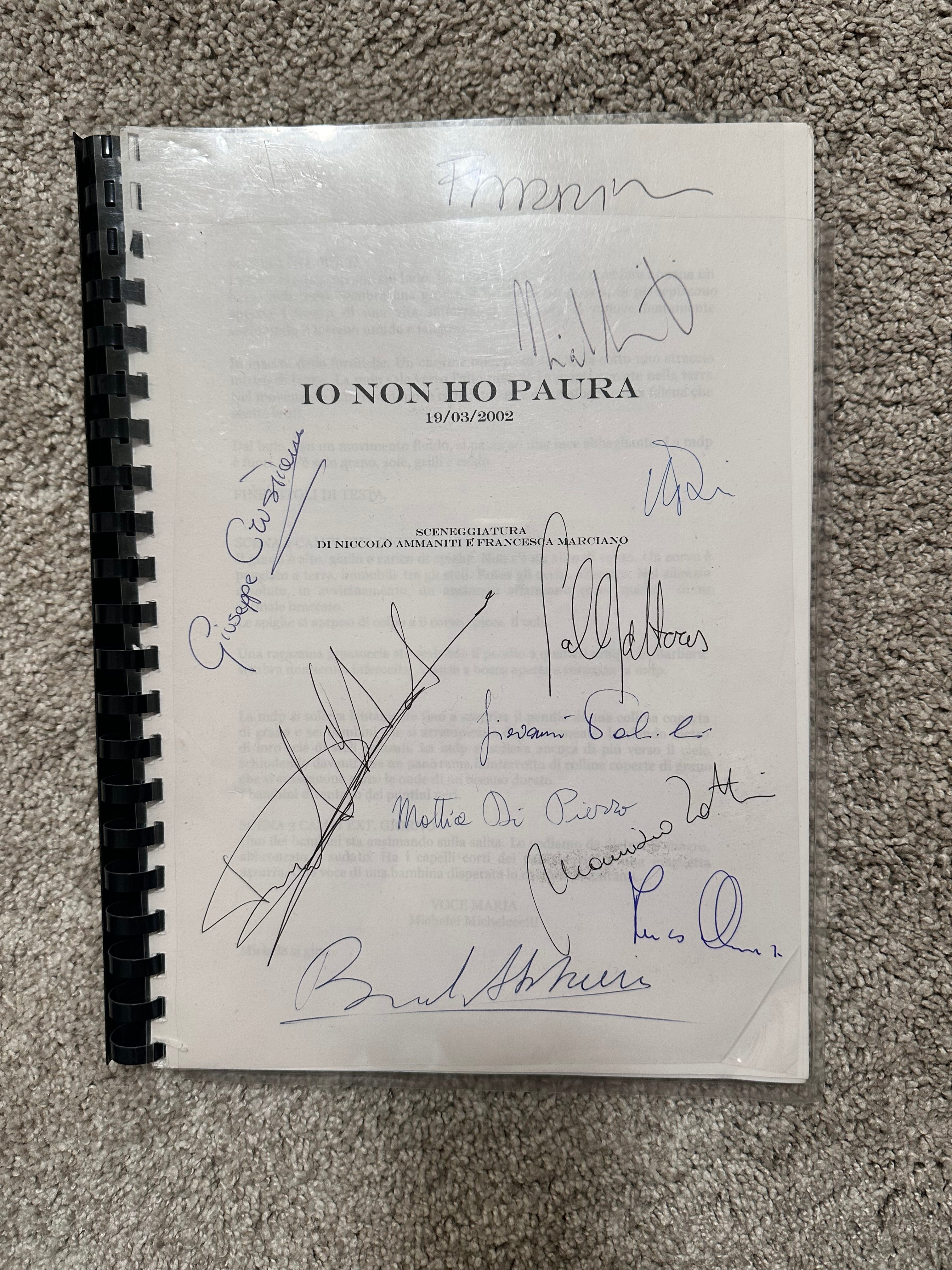 IO NON HAU PAURA MOVIE: Cast and Director Signed Script from MIRAMAX A ...